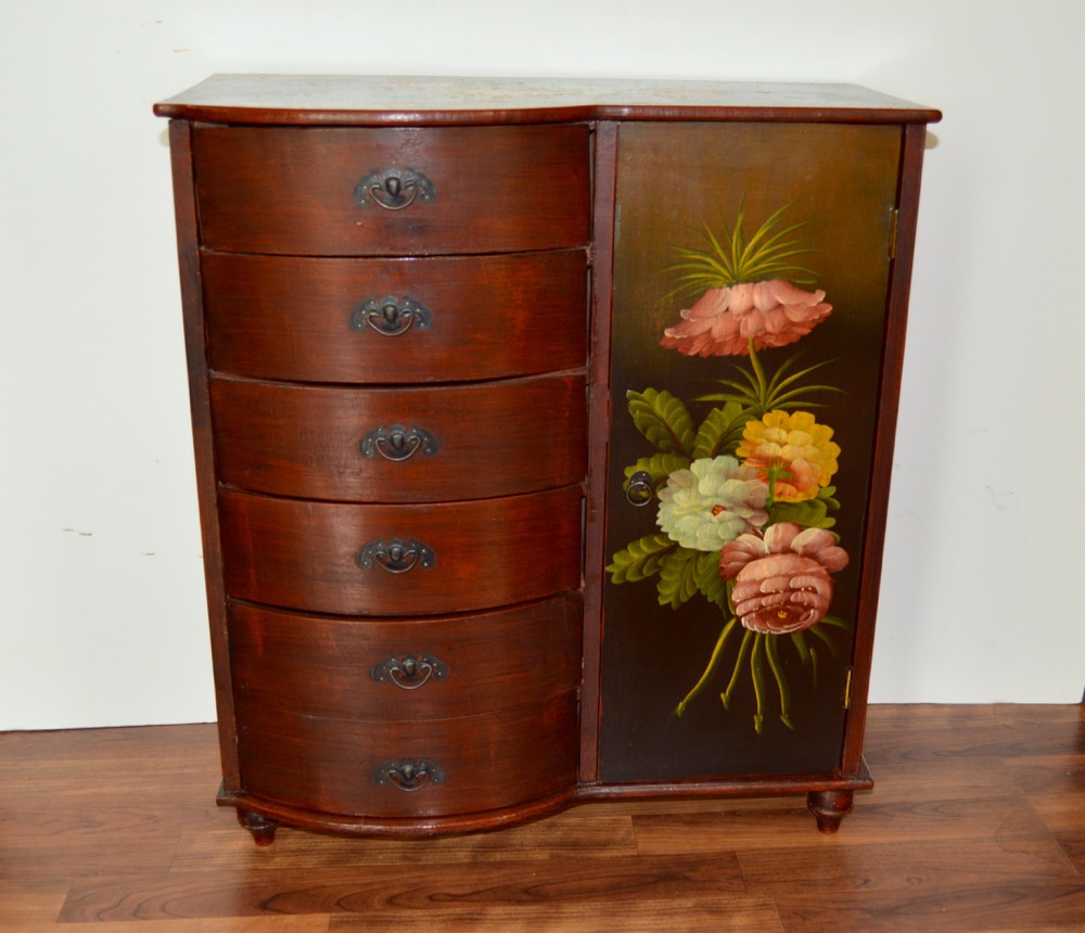 Decorative Painted Chest | EBTH
