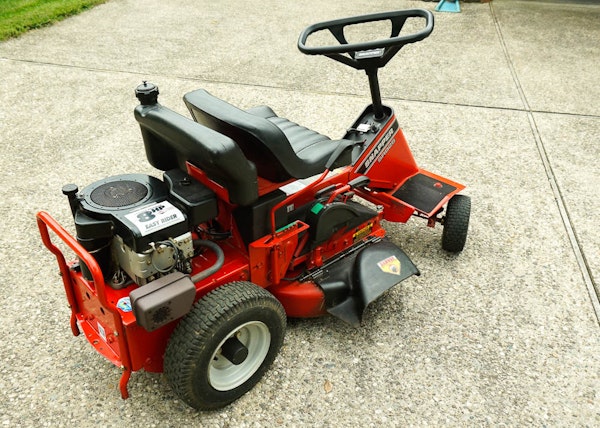 Snapper Easy Rider Riding Lawn Mower : EBTH