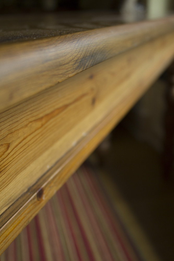 Pottery Barn Sofa Table | EBTH