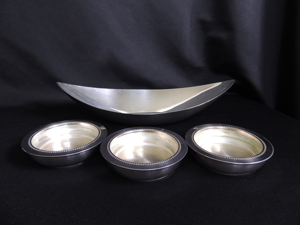 Assortment of Silver Plate Trays with Water Pitcher | EBTH