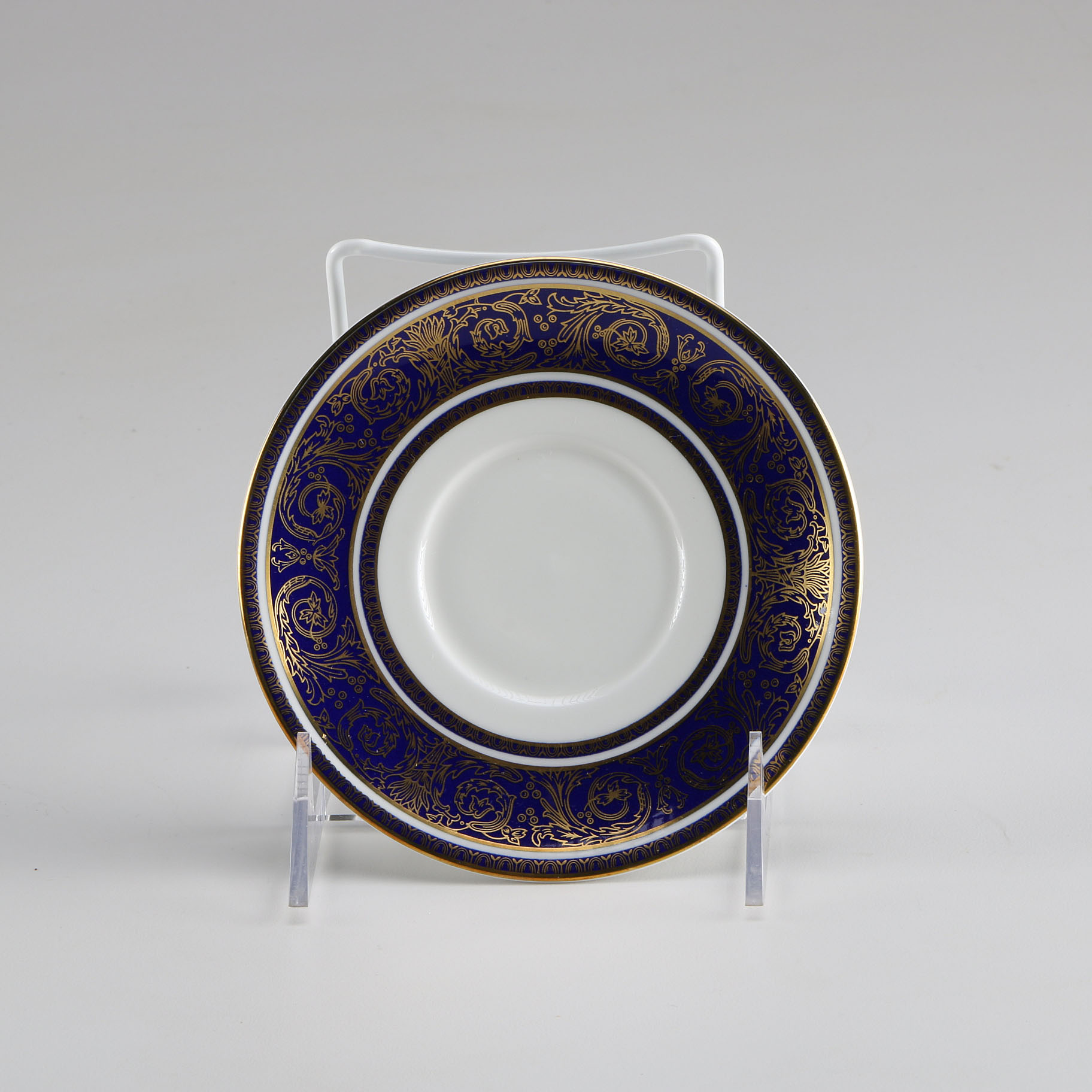 Vintage Royal Doulton "Imperial Blue" Tea Set | EBTH