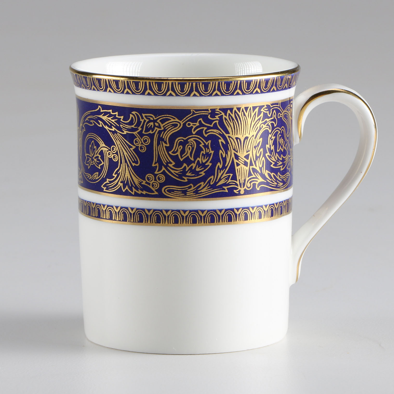 Vintage Royal Doulton "Imperial Blue" Tea Set | EBTH