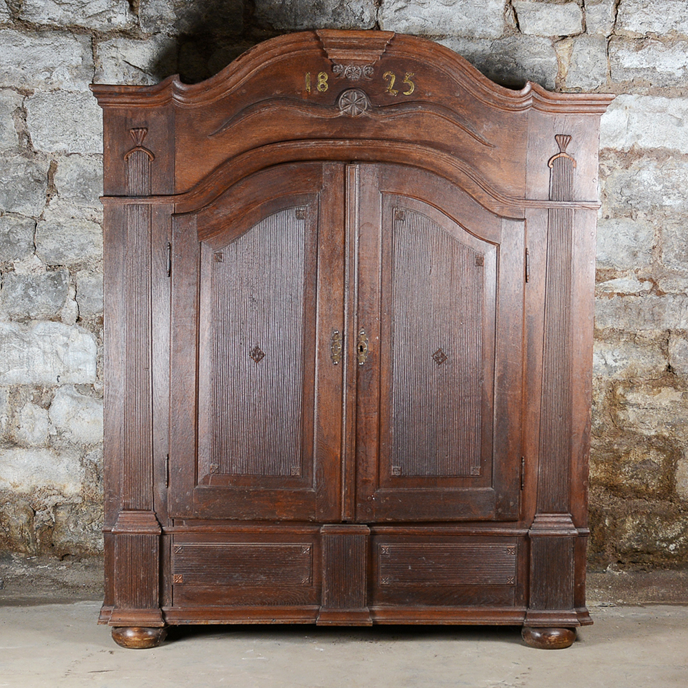 Early 19th Century Antique Oak Wardrobe | EBTH
