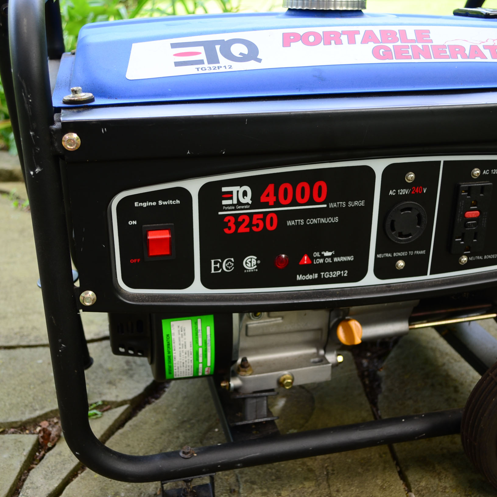 ETQ Gasoline Powered Portable Generator | EBTH