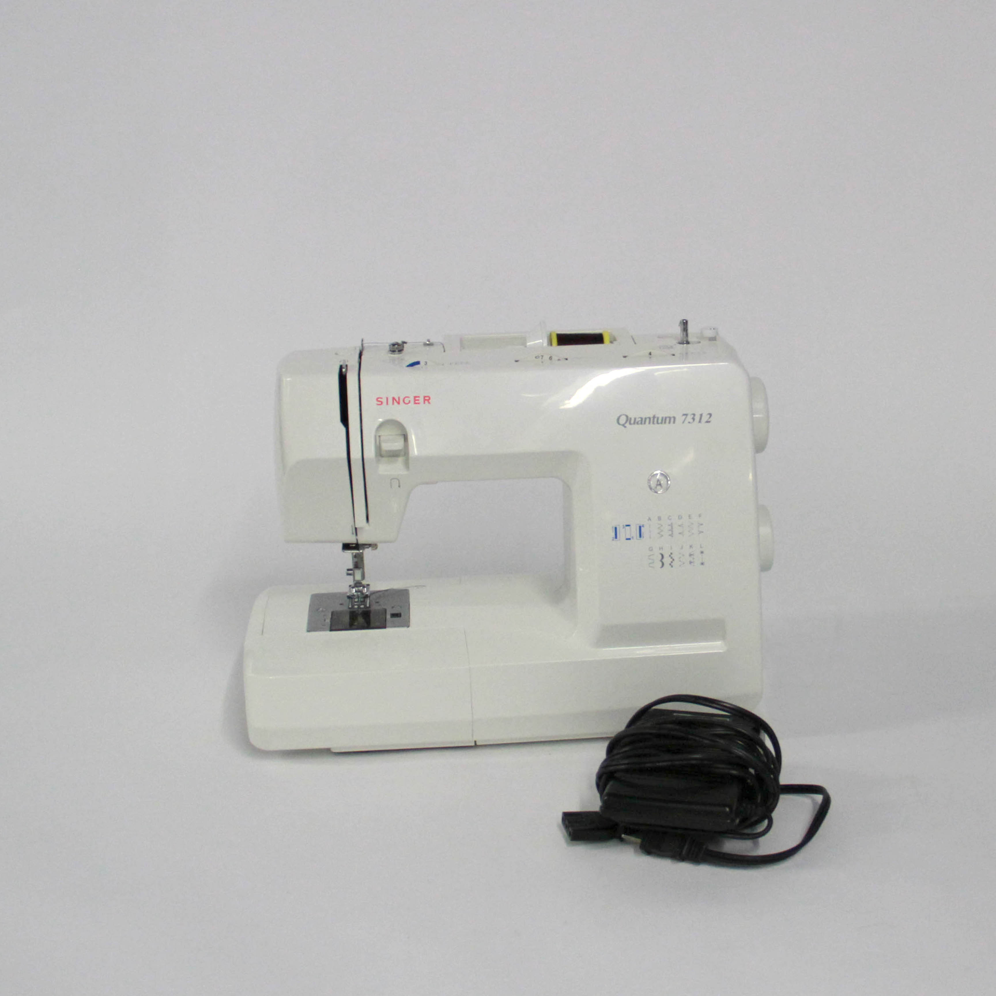 Singer Quantum 7312 Sewing Machine | EBTH