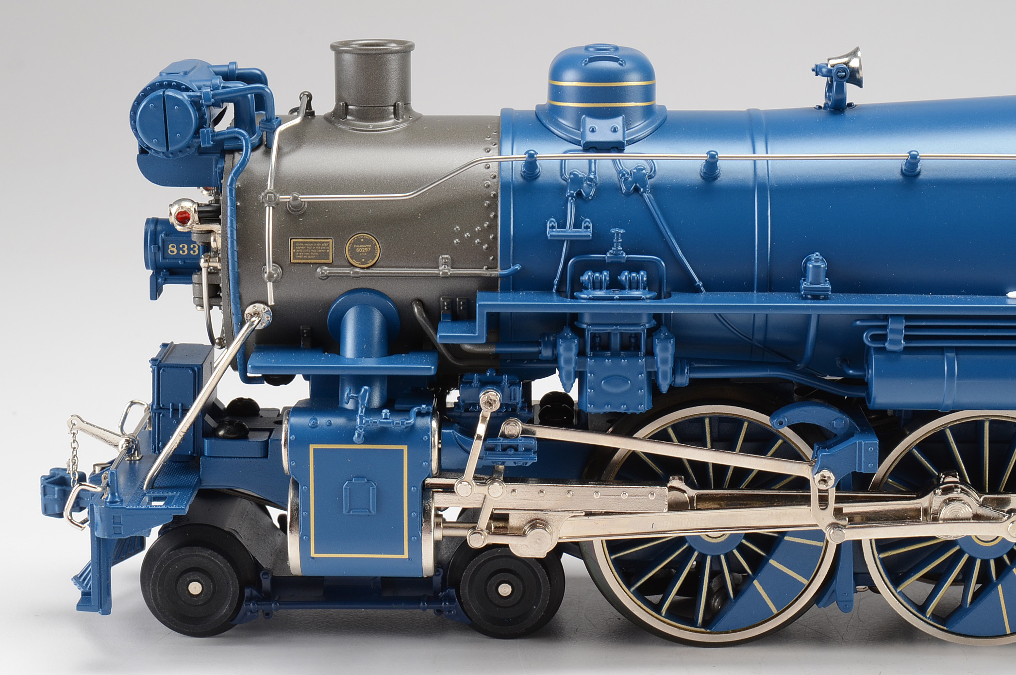 MTH Trains "Jersey Central Blue Comet" 4-6-2 Locomotive and Tender | EBTH
