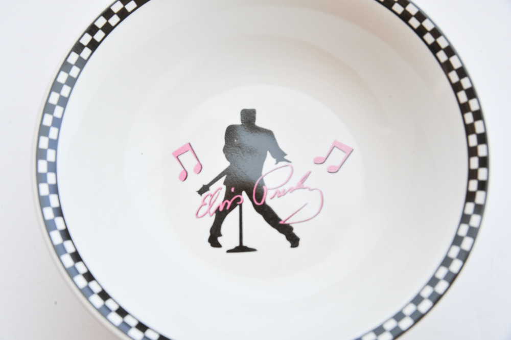 Elvis Presley Dinnerware Set and More | EBTH