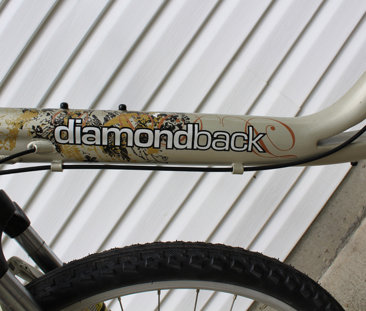 Women's Diamondback SR Suntour NEX 4100 Bike | EBTH