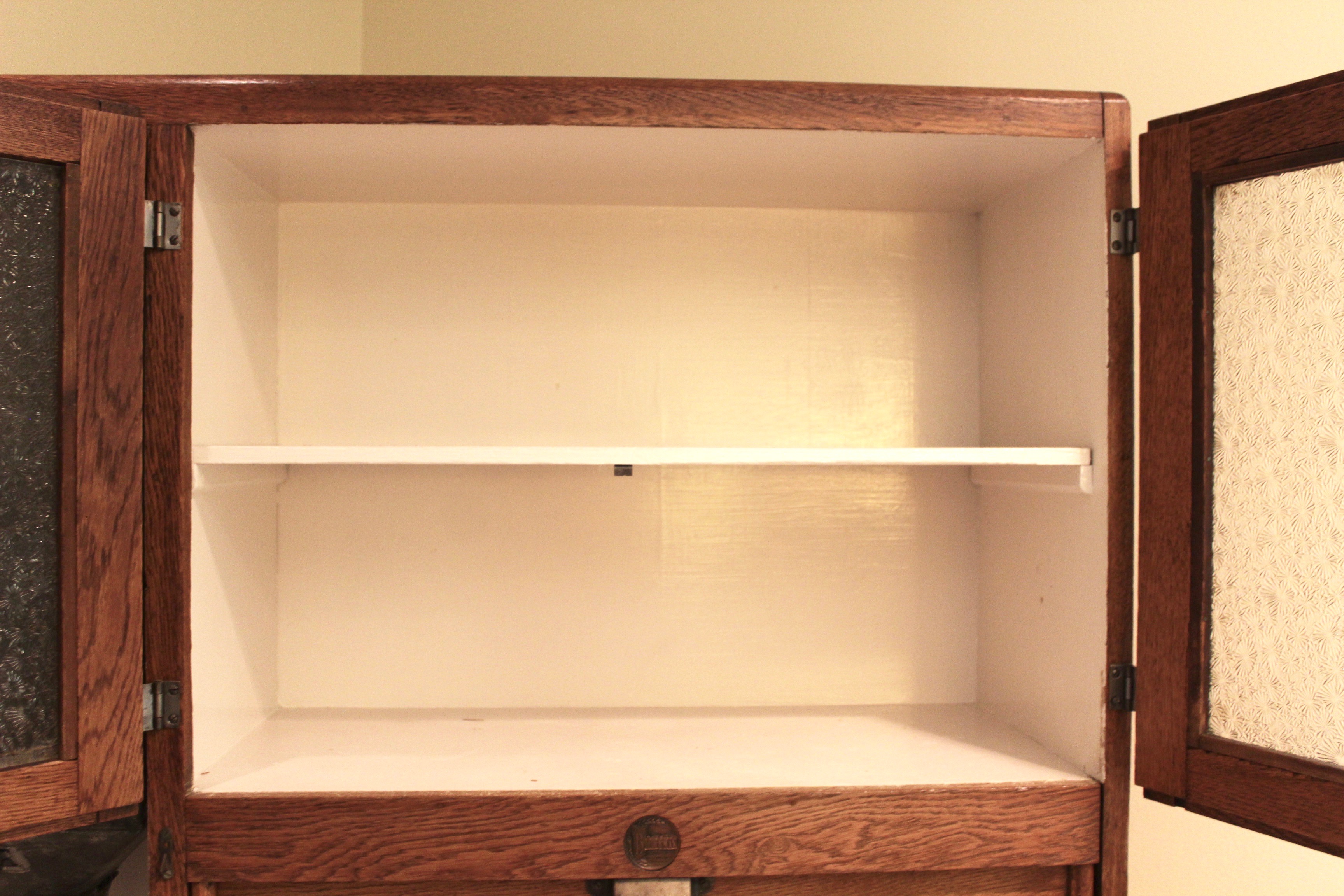 Antique Biederman Hoosier Cabinet | EBTH