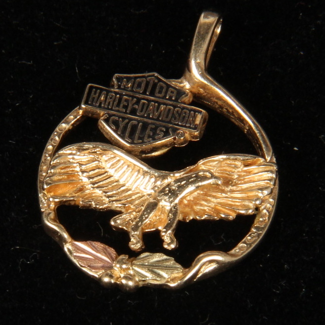 10K Yellow Gold Harley Davidson Eagle Pendant | EBTH