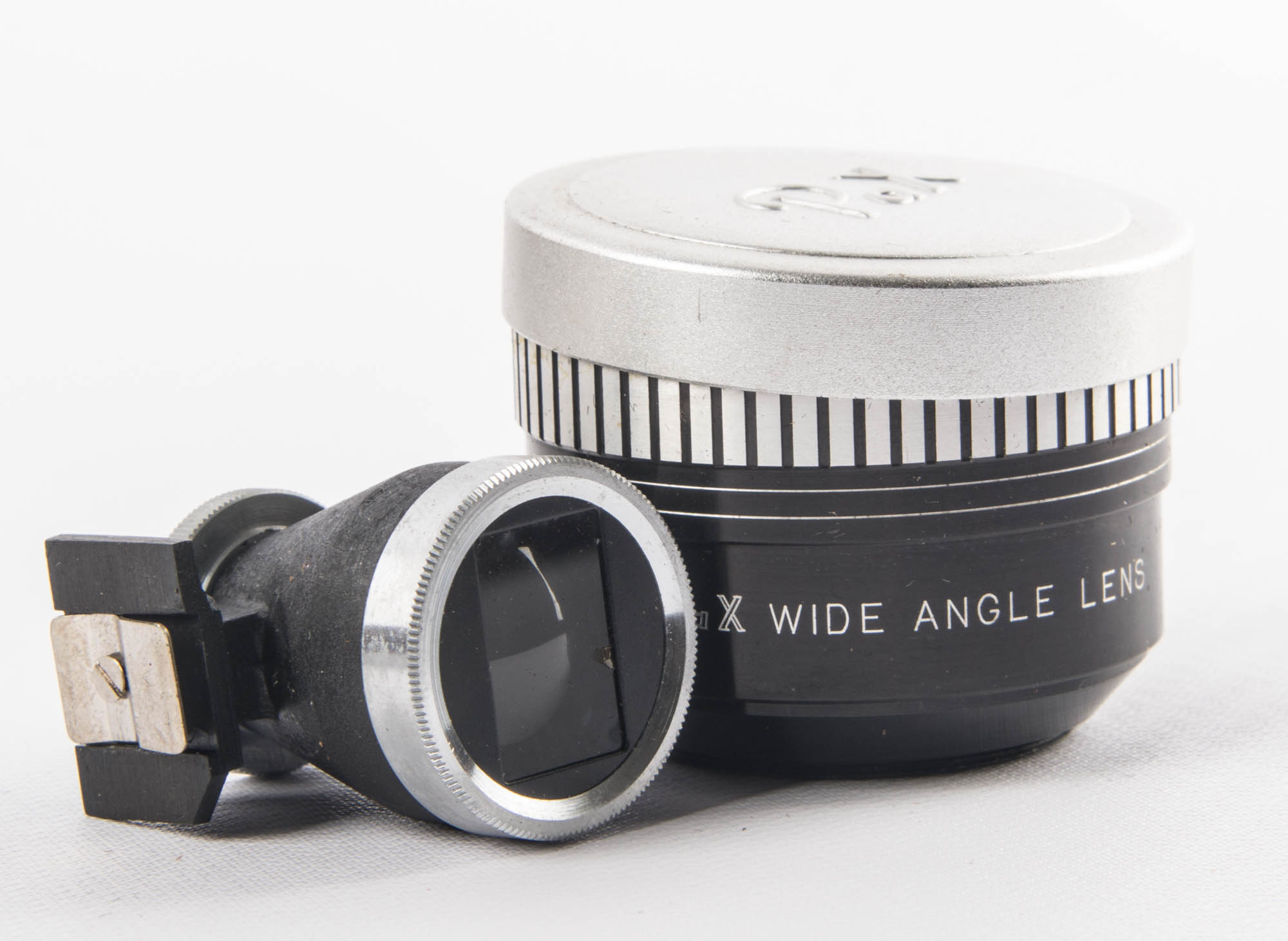 Vintage Pax M2 35mm Camera in Leather Case | EBTH