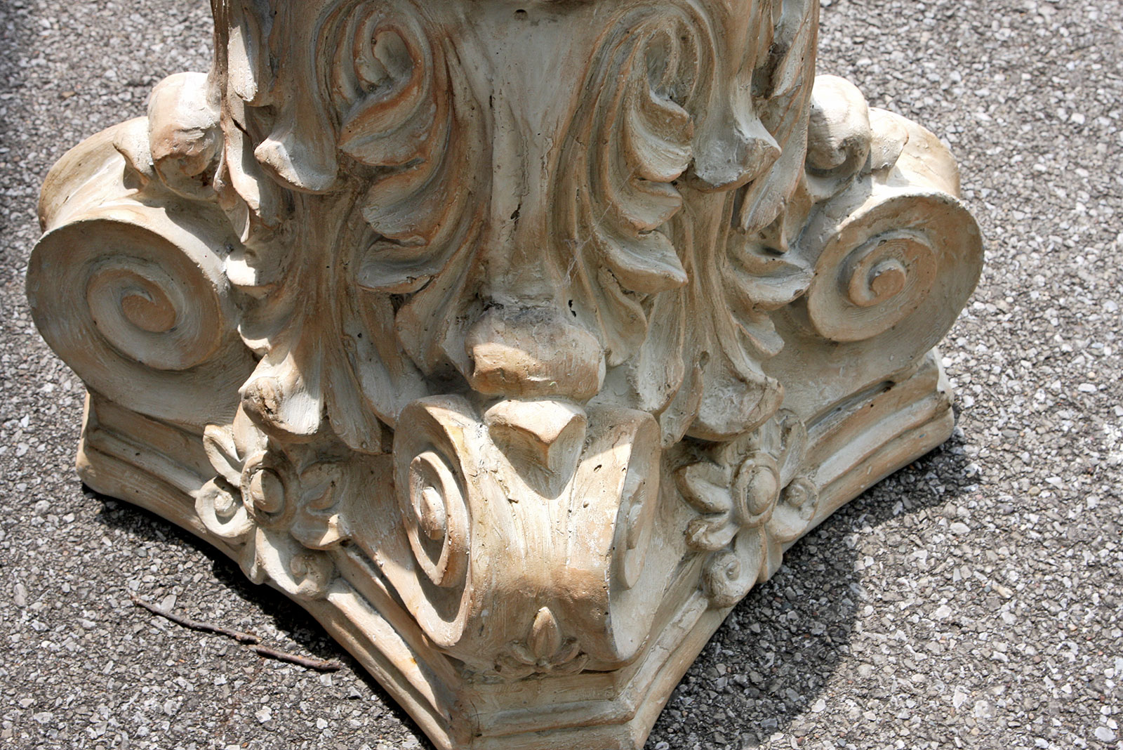 Cast Plaster Corinthian Column Base | EBTH