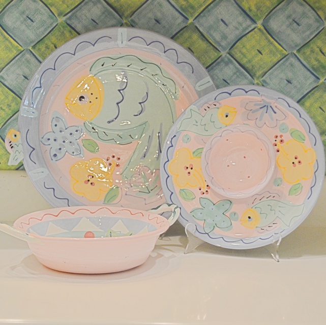 Susan Painter Hand Painted Serving Pieces | EBTH
