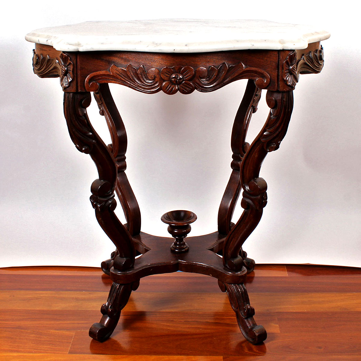 Victorian Turtle Top Table in the Rococo Revival Style | EBTH