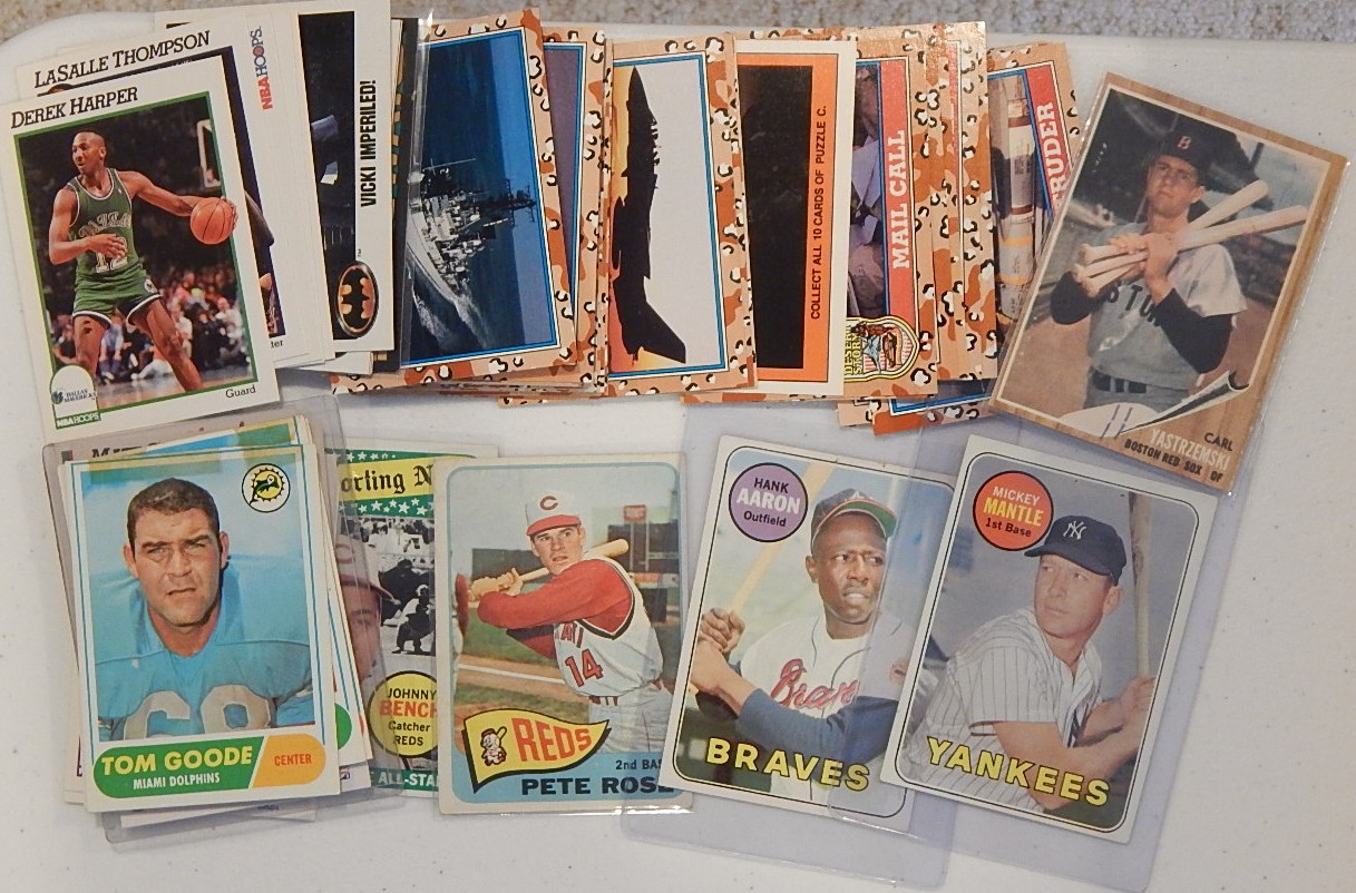 Box of Sports Cards - Over 2000 Cards | EBTH