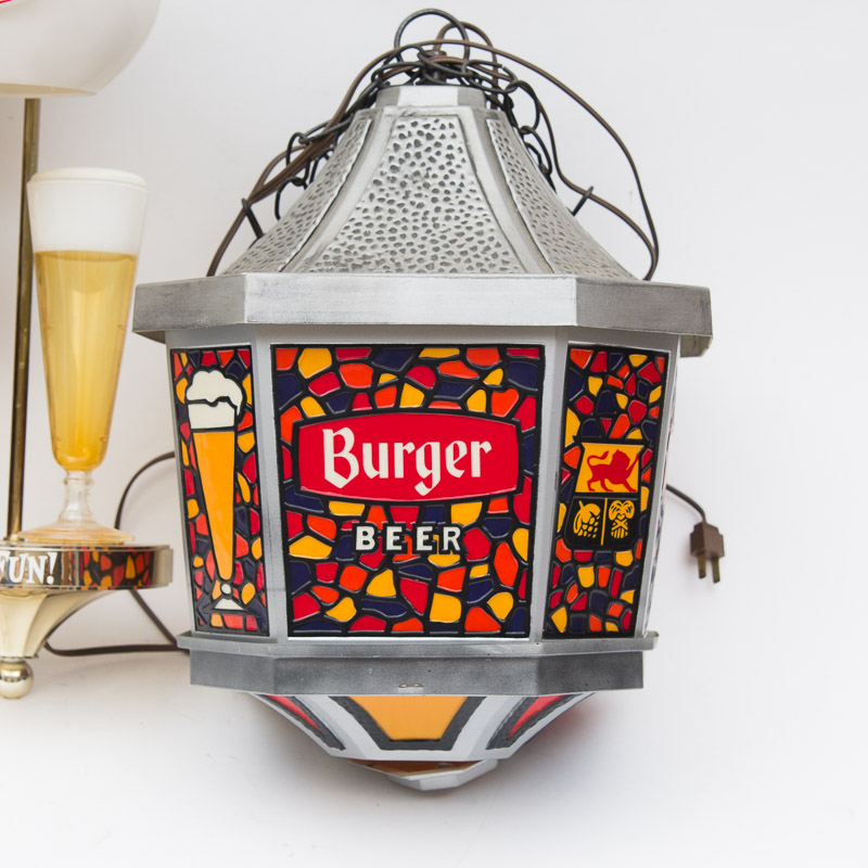 Vintage Burger Beer Sign Lamps and Decor | EBTH