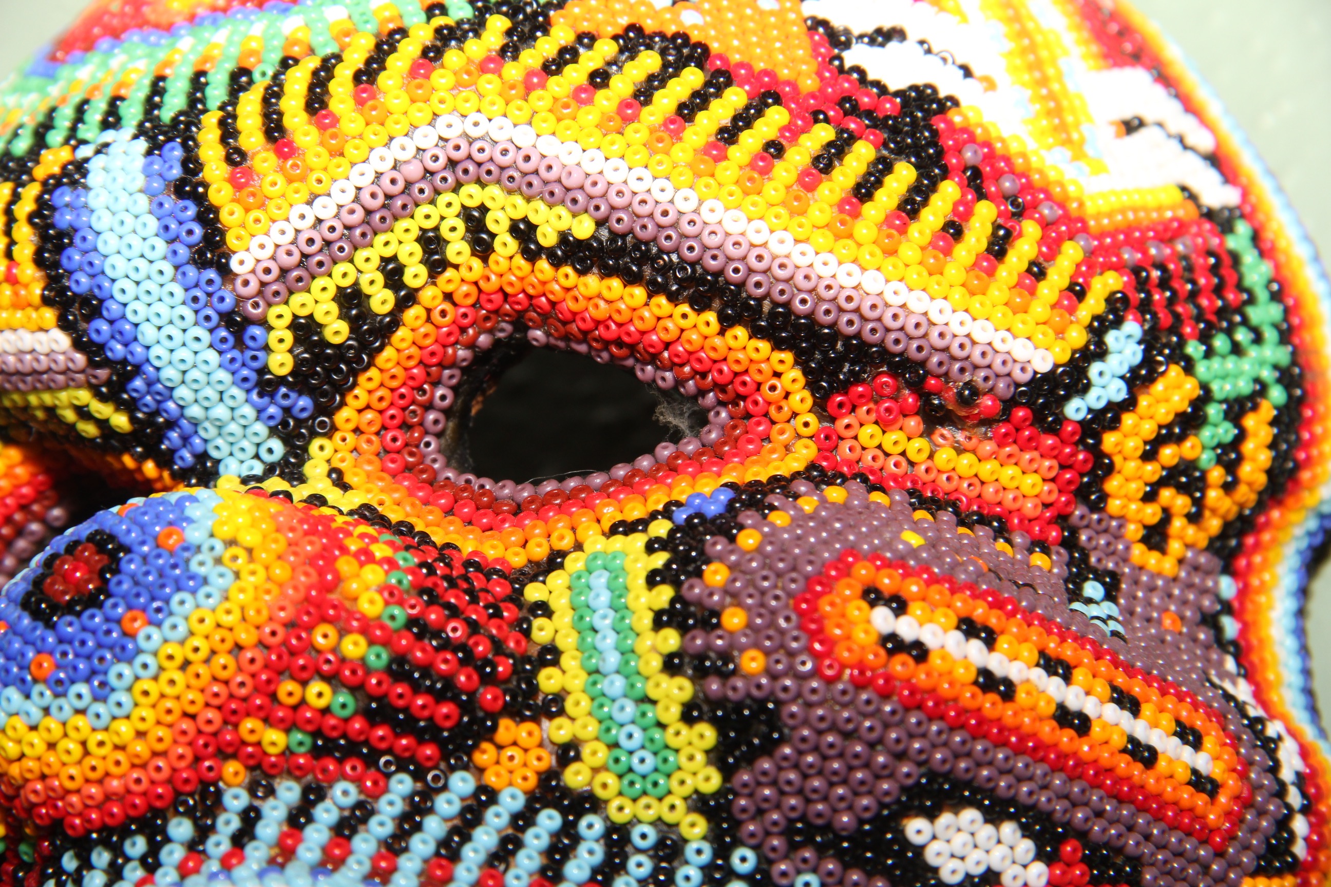 Mexican Huichol Kuka Style Beaded Wooden Mask | EBTH