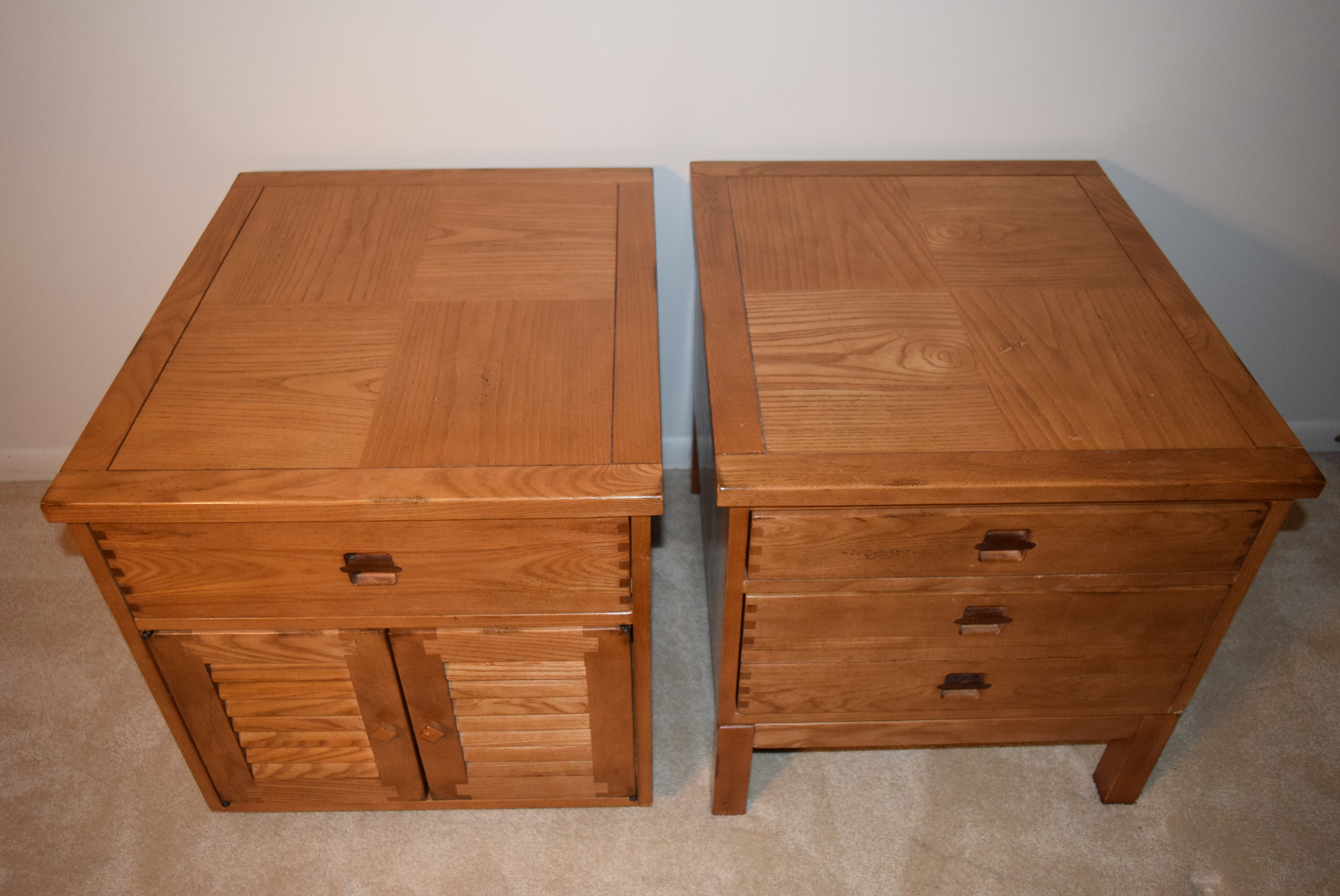 American Signature Oak End Tables | EBTH