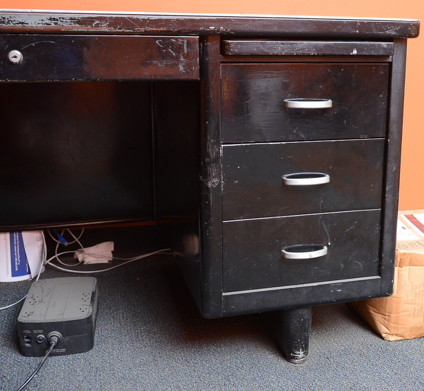 Large Vintage Metal Desk | EBTH