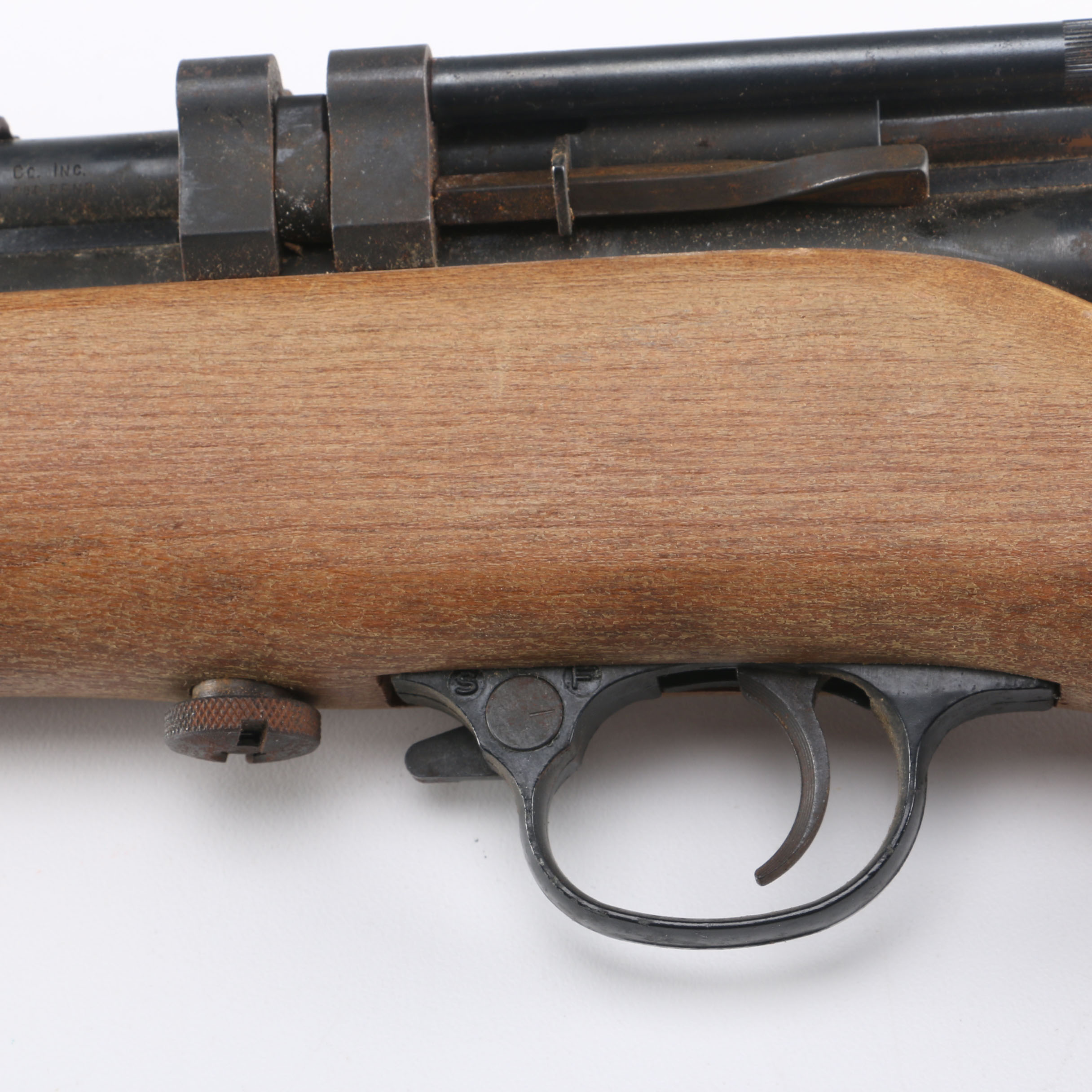 Vintage Crosman "400 Repeater" Air Pellet Rifle | EBTH