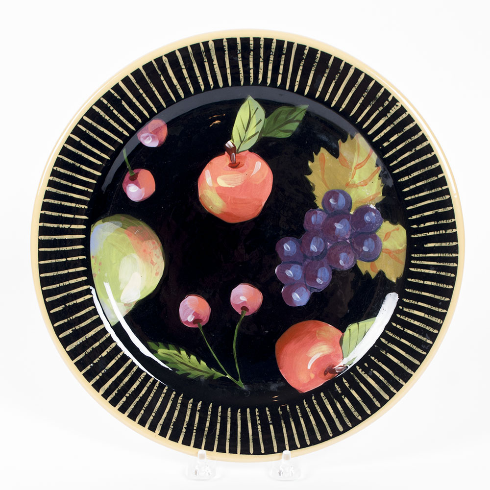 Set of Droll Designs Plates | EBTH
