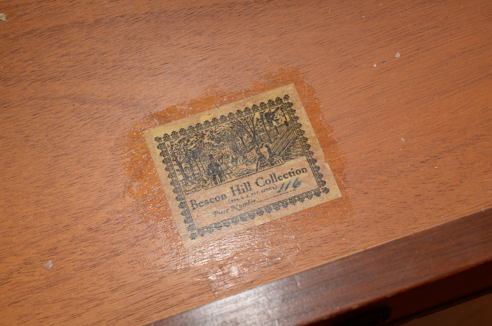 Mahogany Chippendale Pembroke Reproduction Drop Leaf Side Tables | EBTH