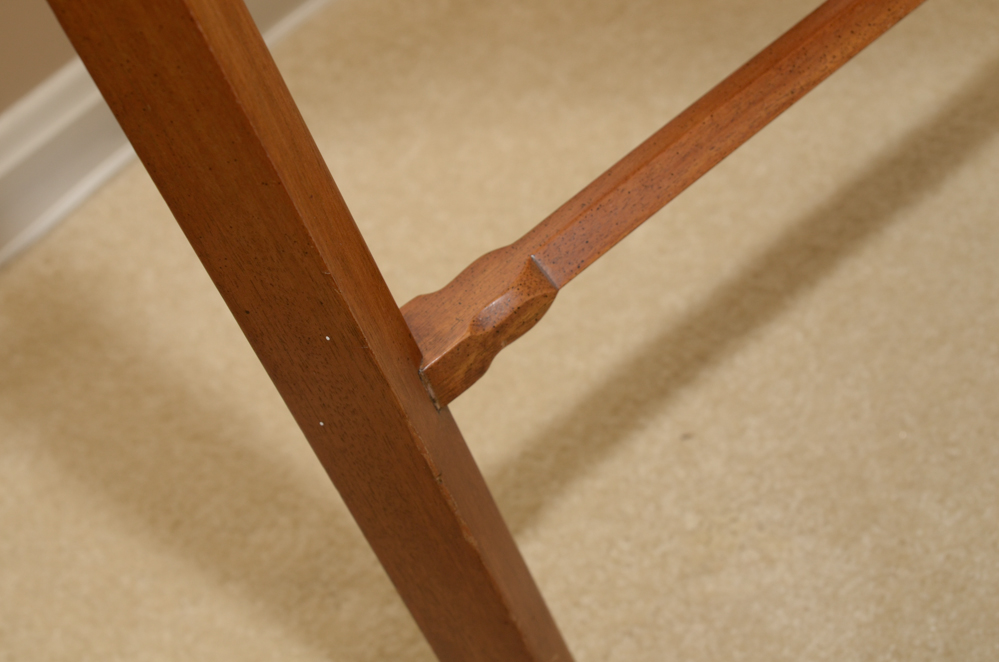 Mahogany Chippendale Pembroke Reproduction Drop Leaf Side Tables | EBTH