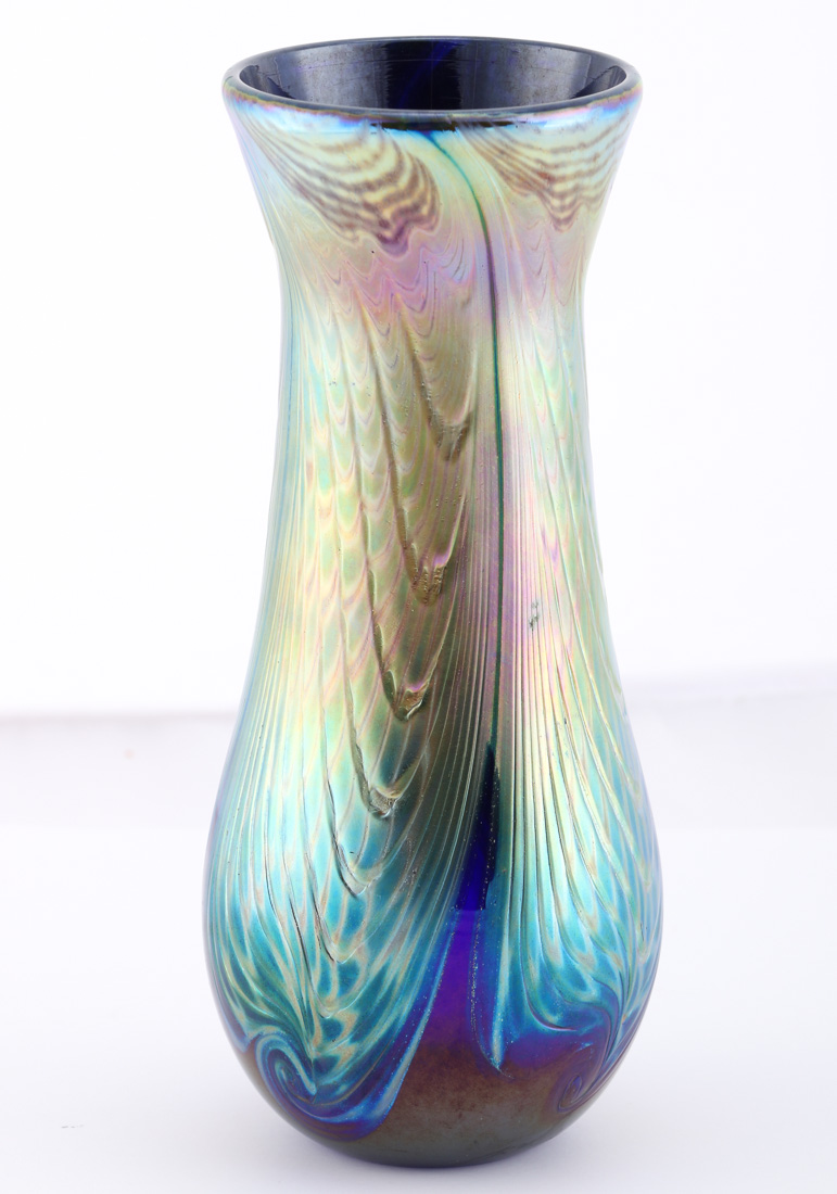 Hand Blown Iridescent Art Glass Vase | EBTH
