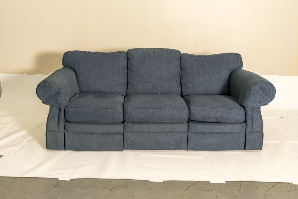 MotionCraft Couch | EBTH