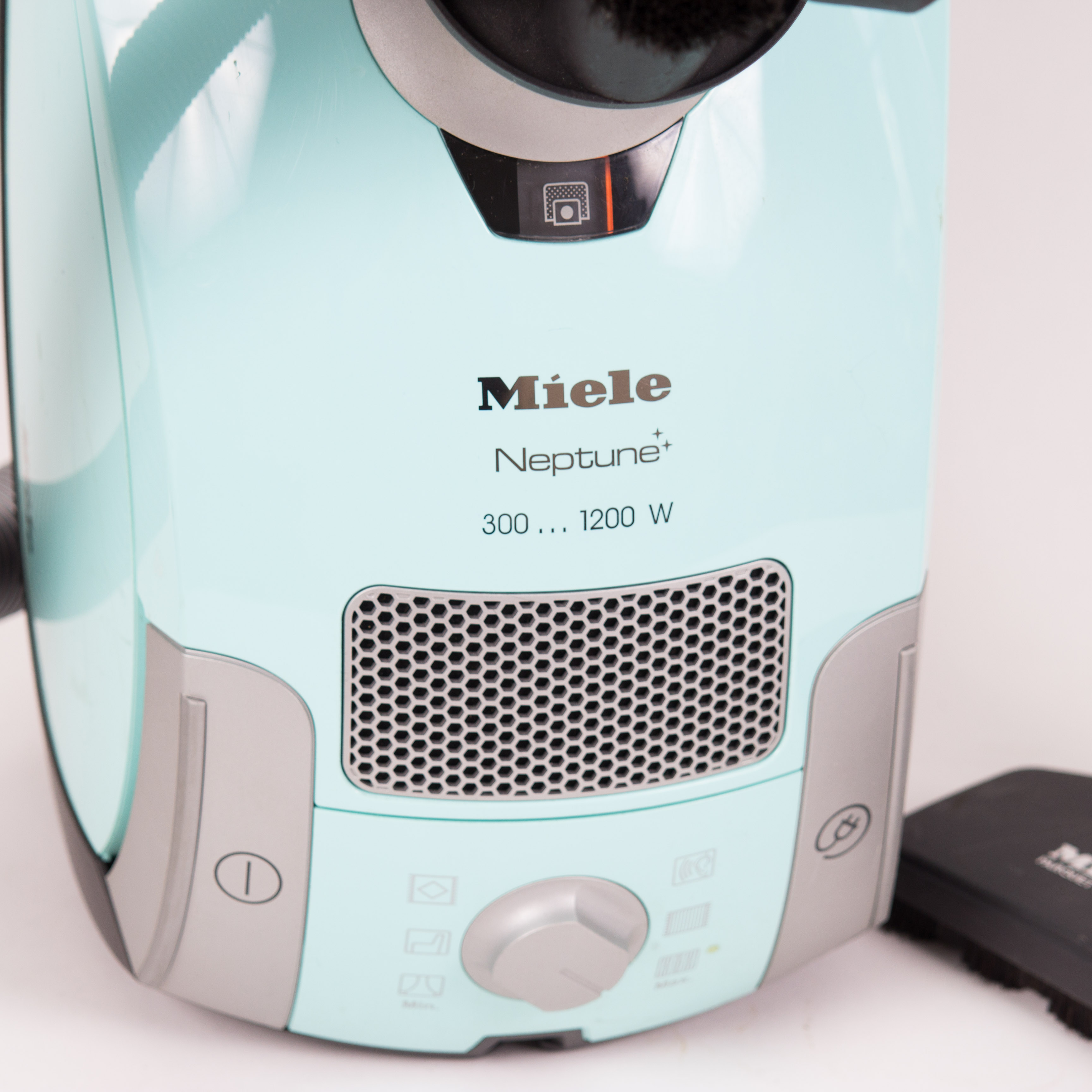 Miele Neptune Canister Vacuum | EBTH