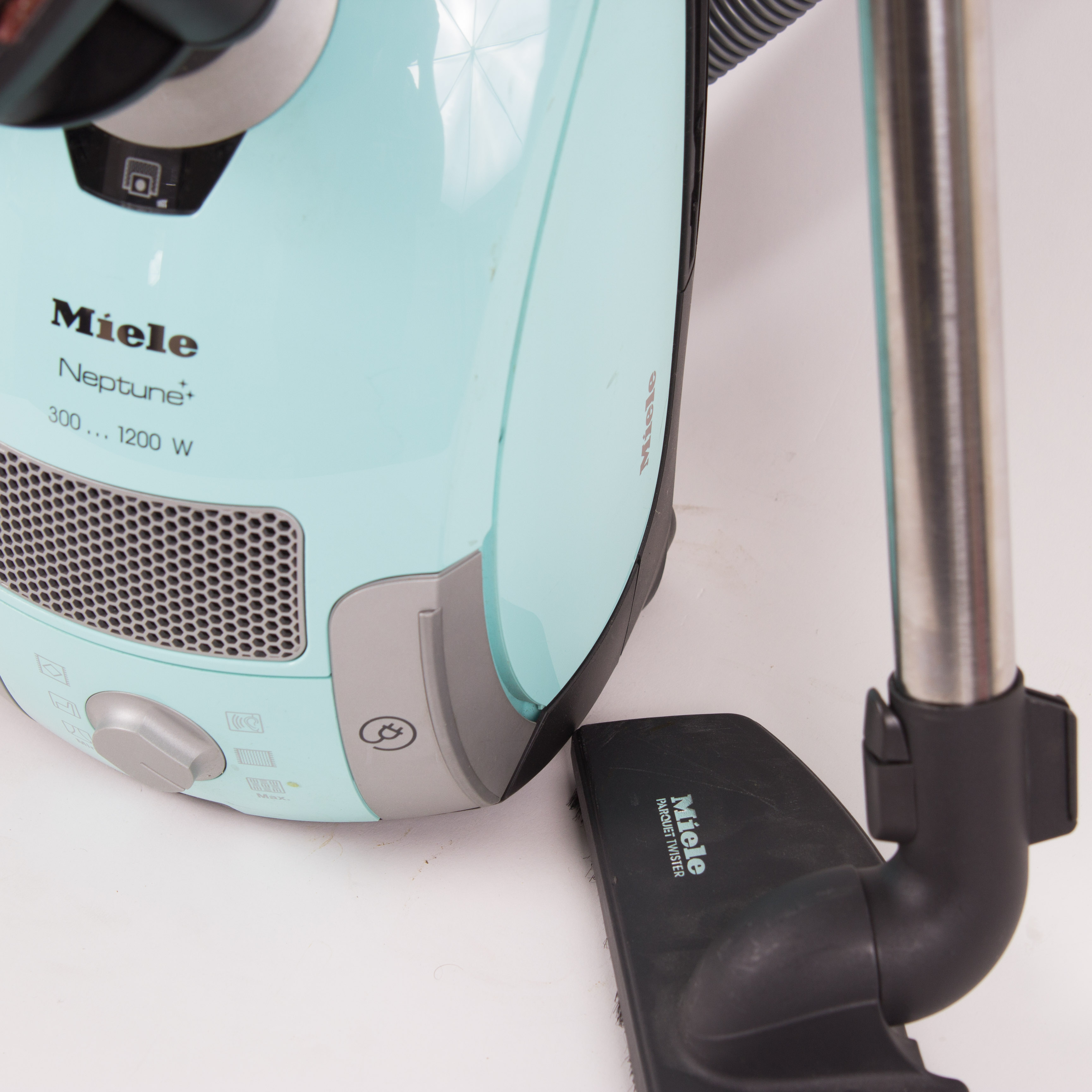 Miele Neptune Canister Vacuum | EBTH