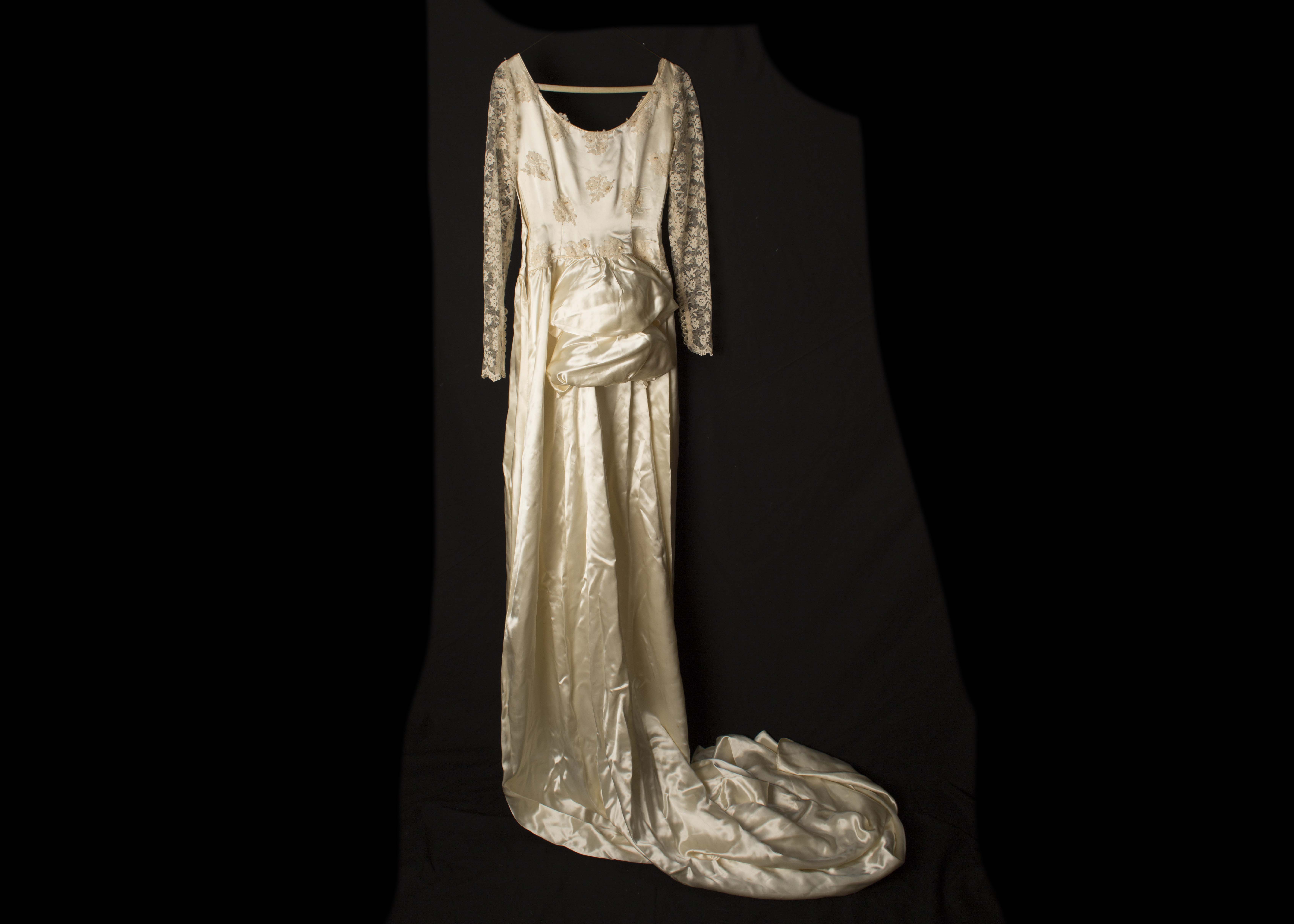 Circa 1940s Emily Wilkens Wedding Dress | EBTH