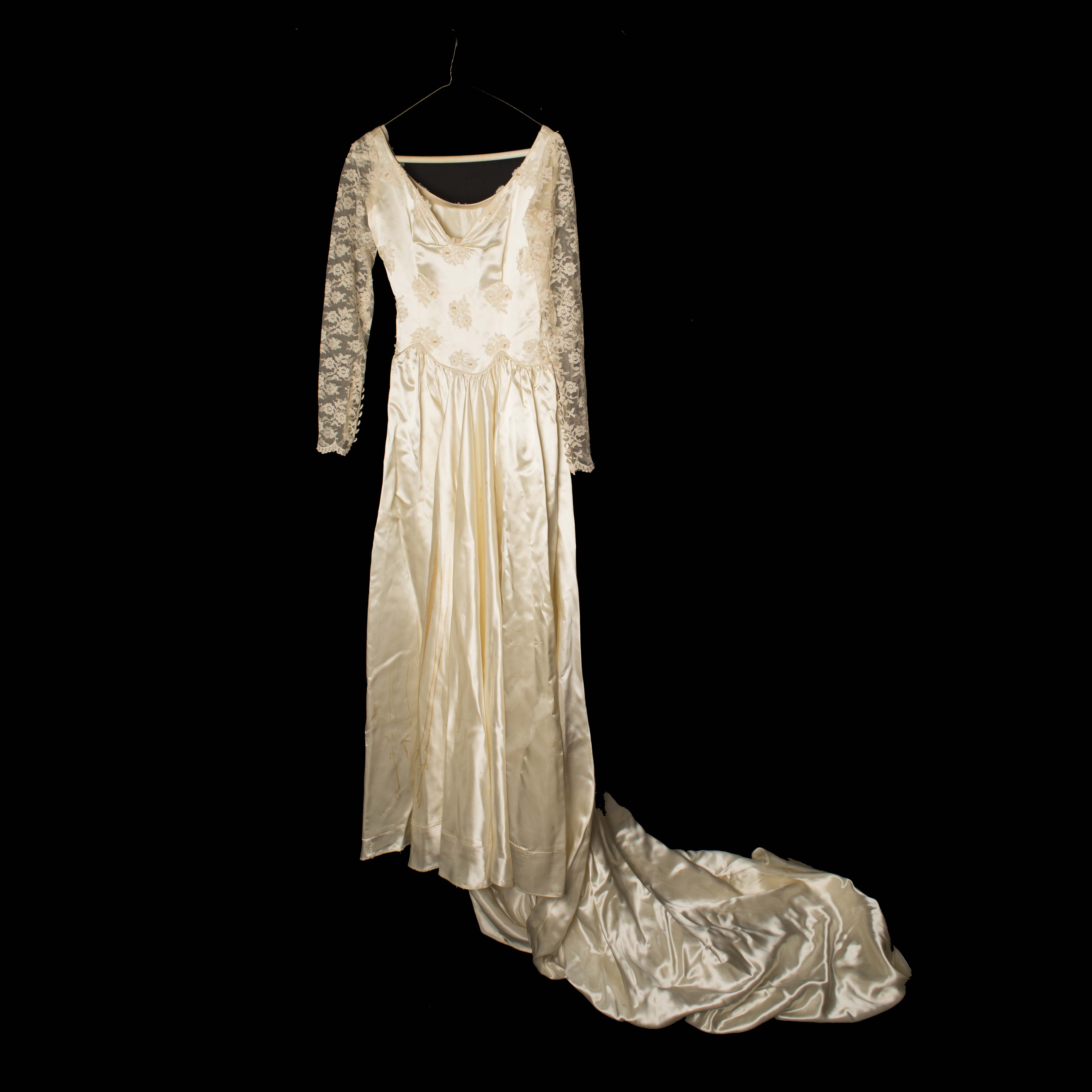 Circa 1940s Emily Wilkens Wedding Dress | EBTH