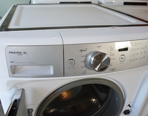 Maytag Maxima Front Loading Electric Washer and Dryer | EBTH