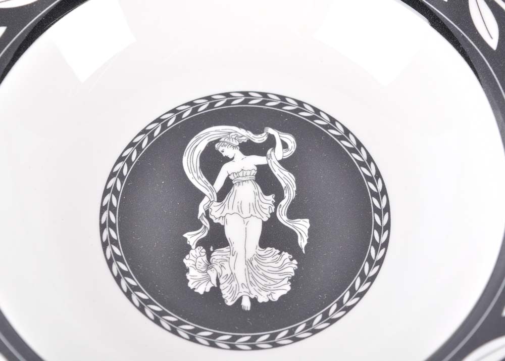 Victoria & Beale "Olympia Black" Dinnerware | EBTH