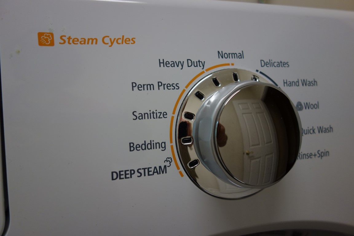 Samsung VRT Steam Washer & Dryer Set | EBTH
