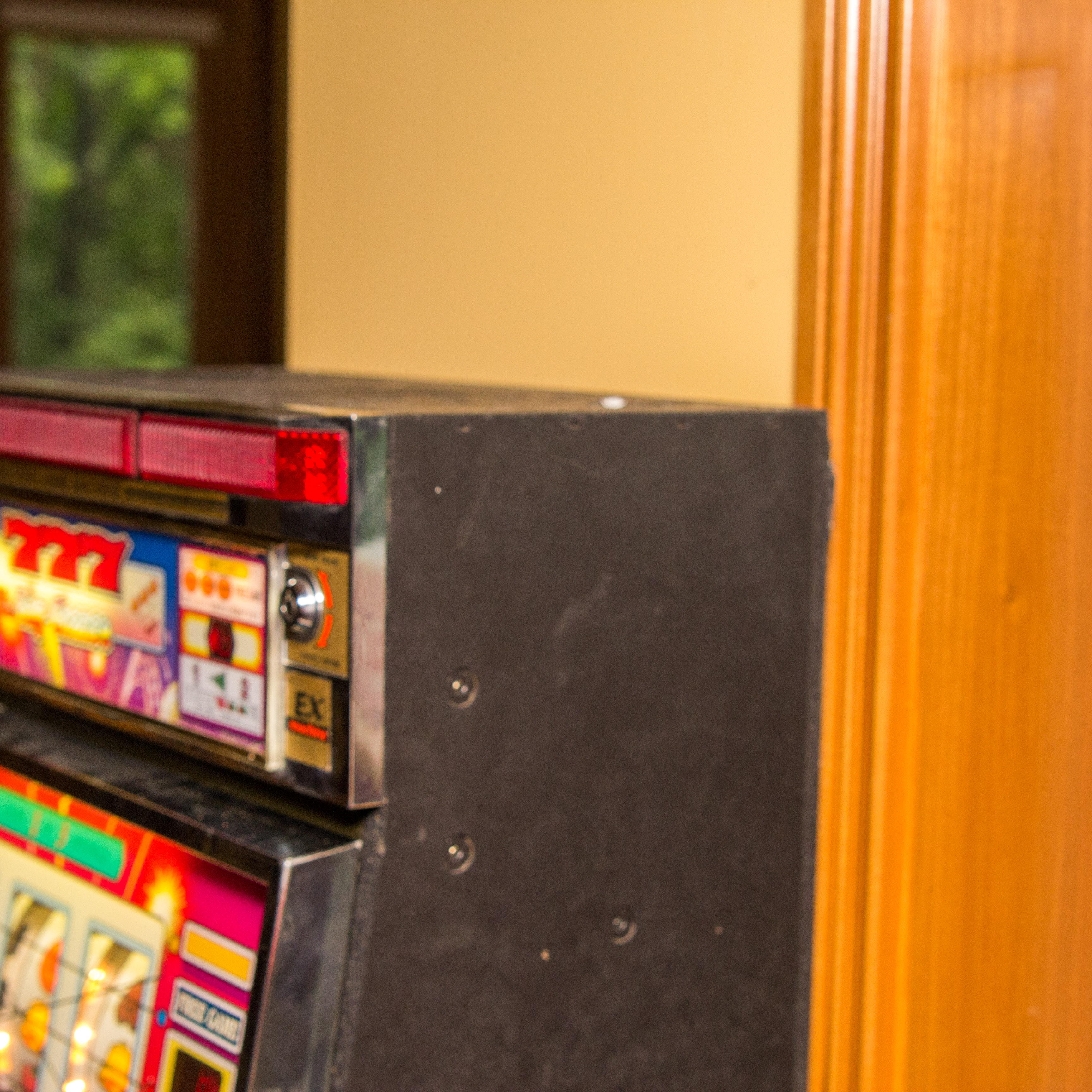 Pachislo "Tropicana Macy" Slot Machine | EBTH