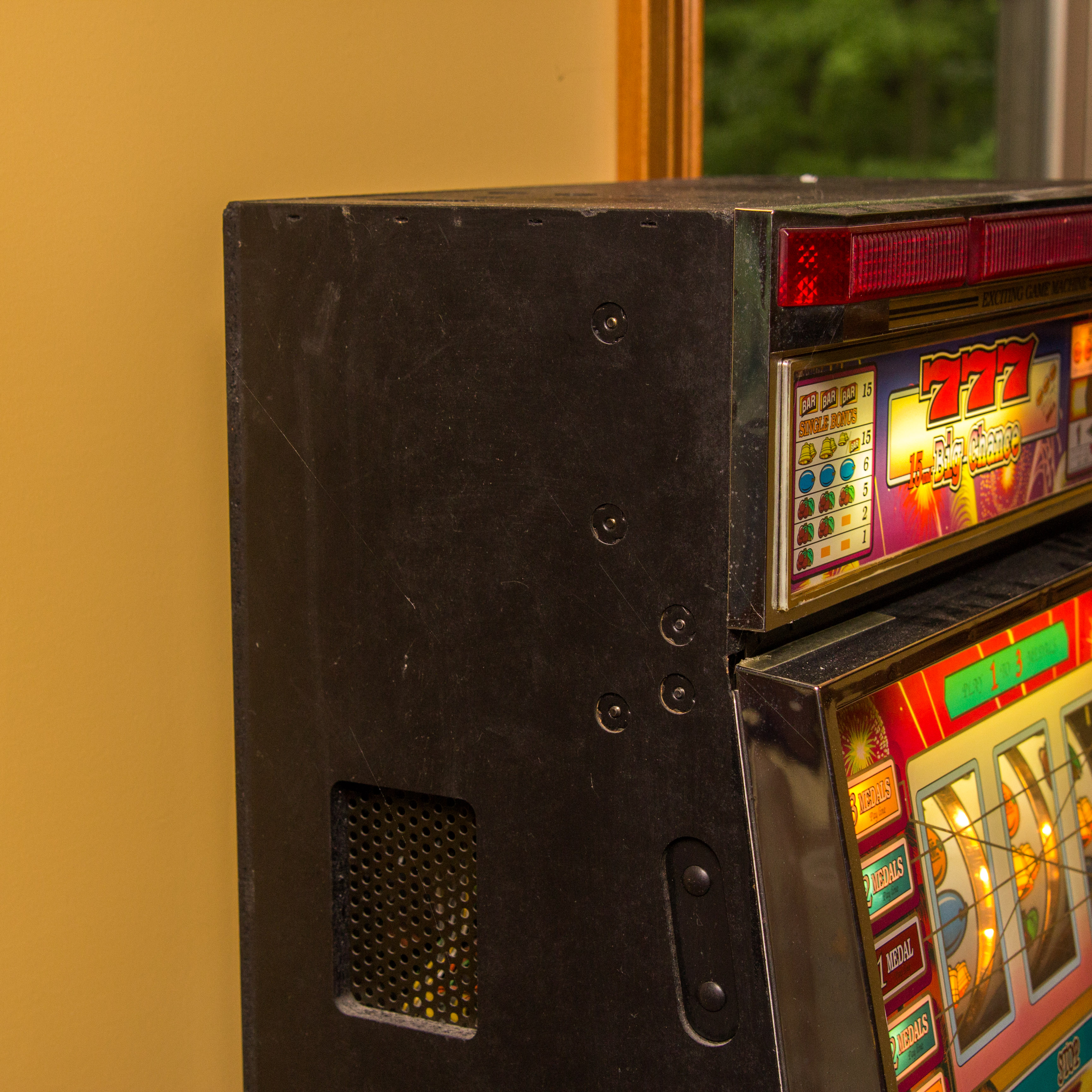 Pachislo "Tropicana Macy" Slot Machine | EBTH