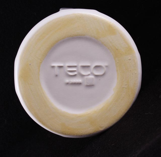 Teco Pottery Prairie School Style White Vase | EBTH