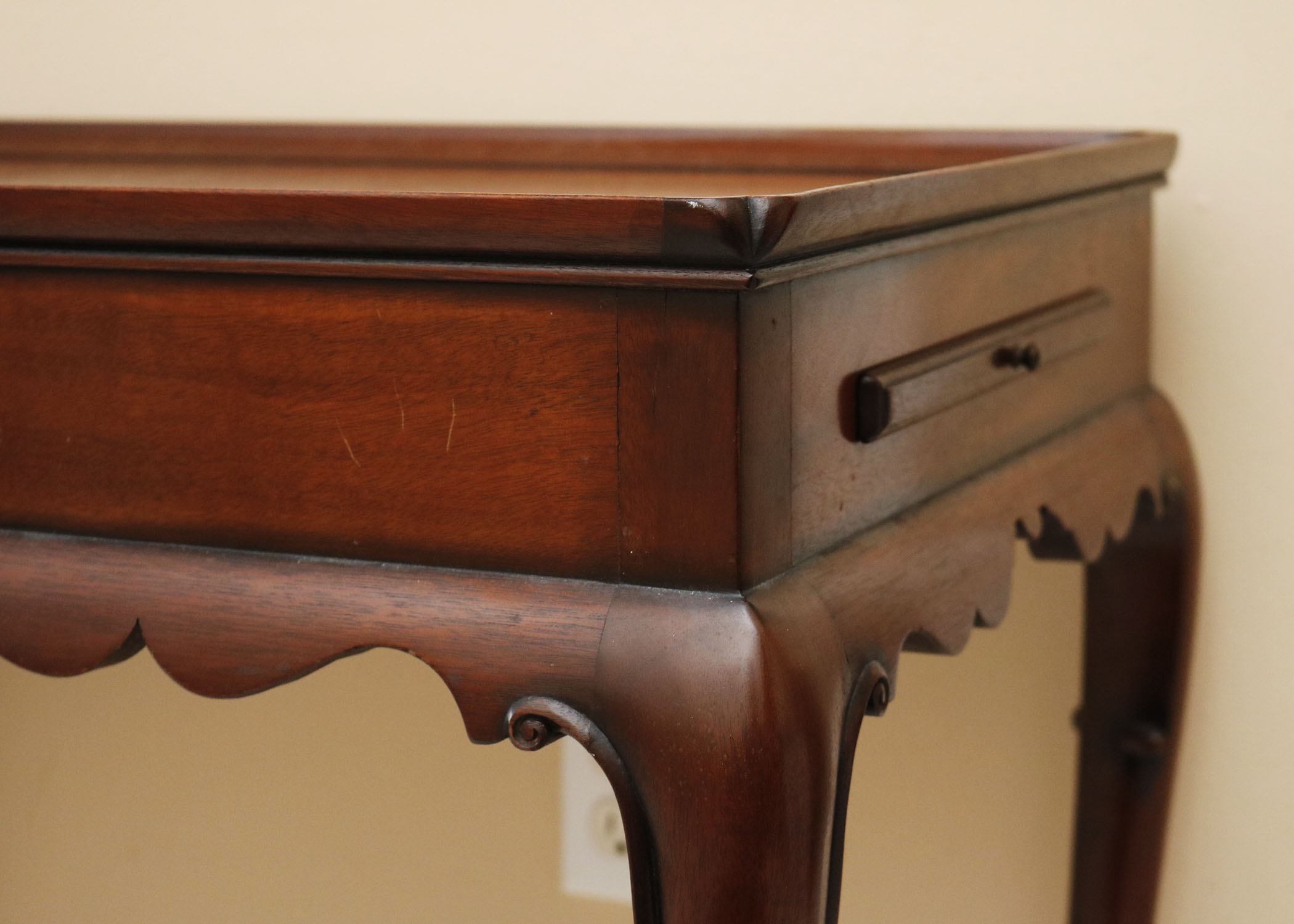 Late 20th Century Mahogany Boston Tea Table | EBTH