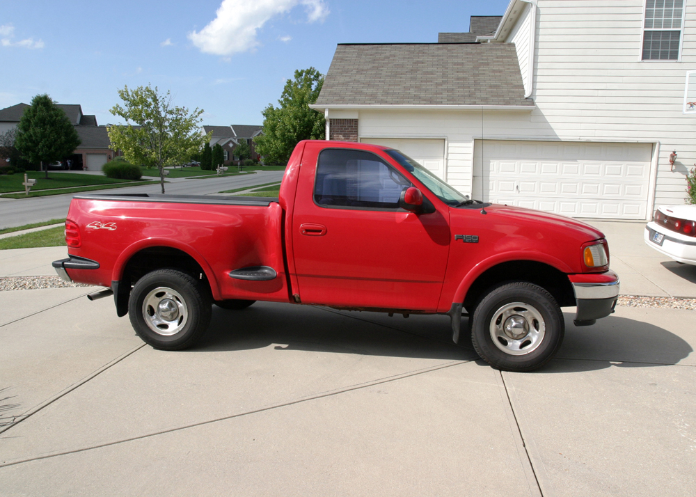 2000 Red Ford F150 Truck | EBTH
