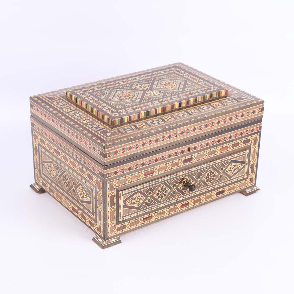 Syrian Lacquer and Mother of Pearl Jewelry Box | EBTH