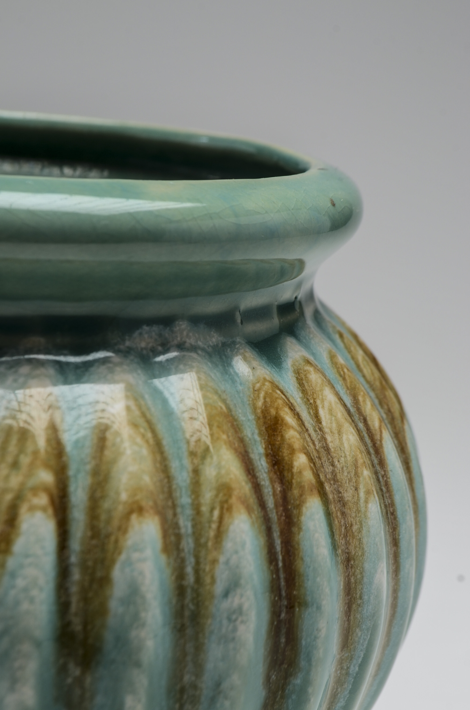 Vintage Robinson Ransbottom Vase | EBTH