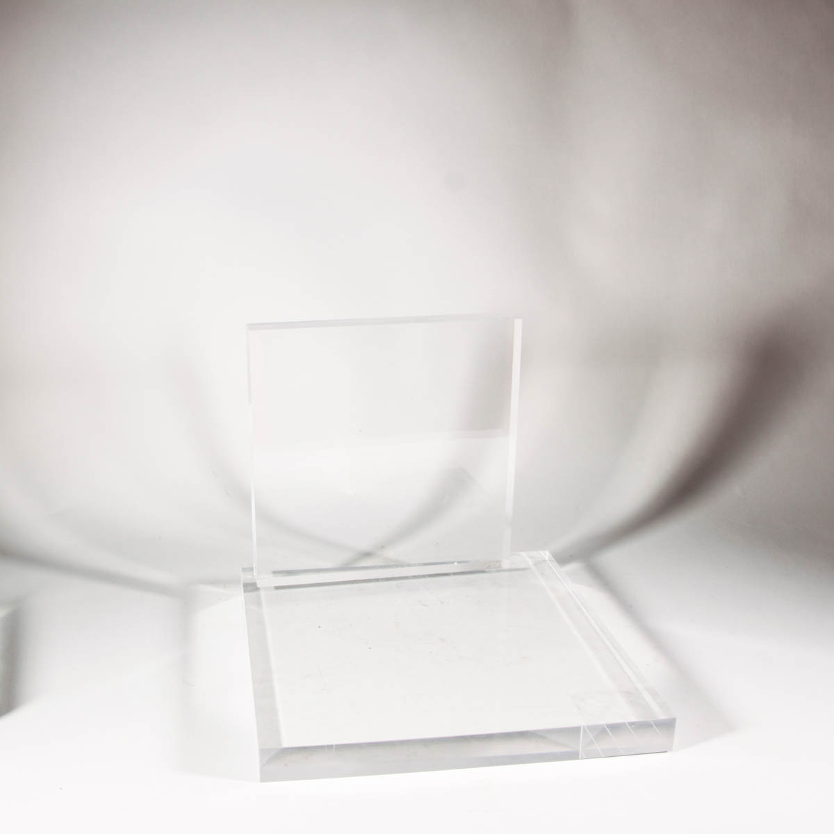 Lucite Blocks | EBTH