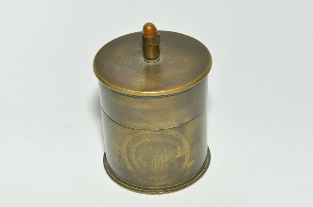 Inscribed WWI Shell Casings | EBTH