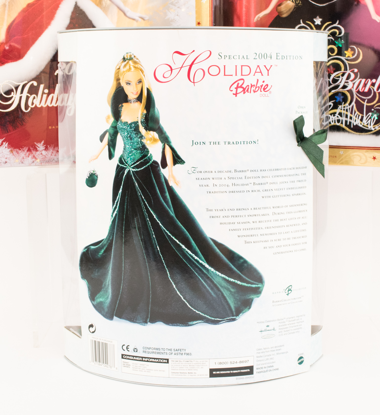 Five Collectible Holiday Barbies in Boxes | EBTH
