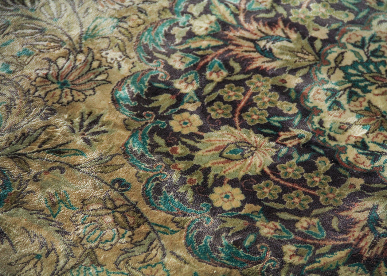 Handwoven Circular Kashmir-Style Floral Area Rug | EBTH