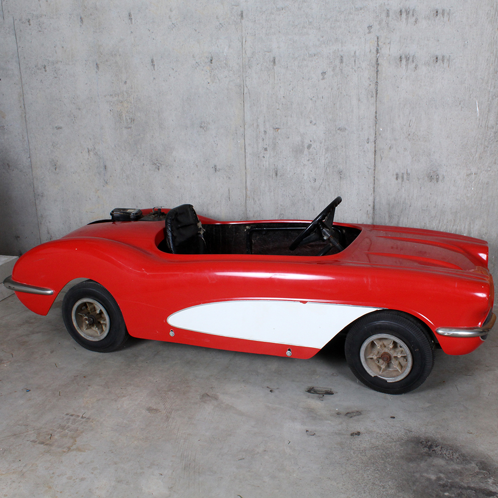 Manco Corvette Go Kart | EBTH