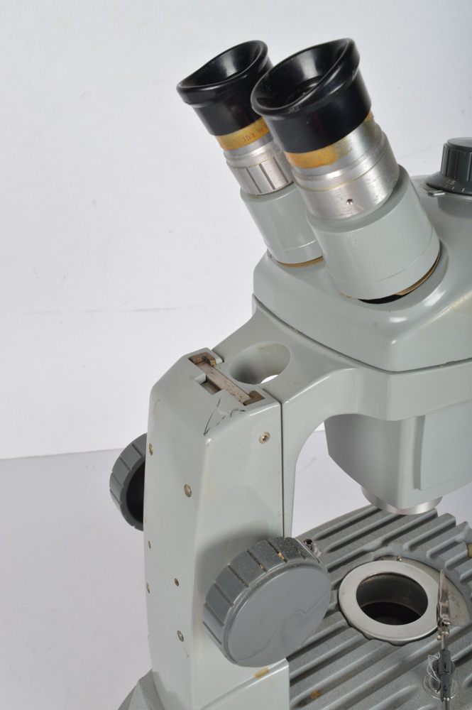 GIA Mark-V Gemolite Microscope by Bausch & Lomb | EBTH