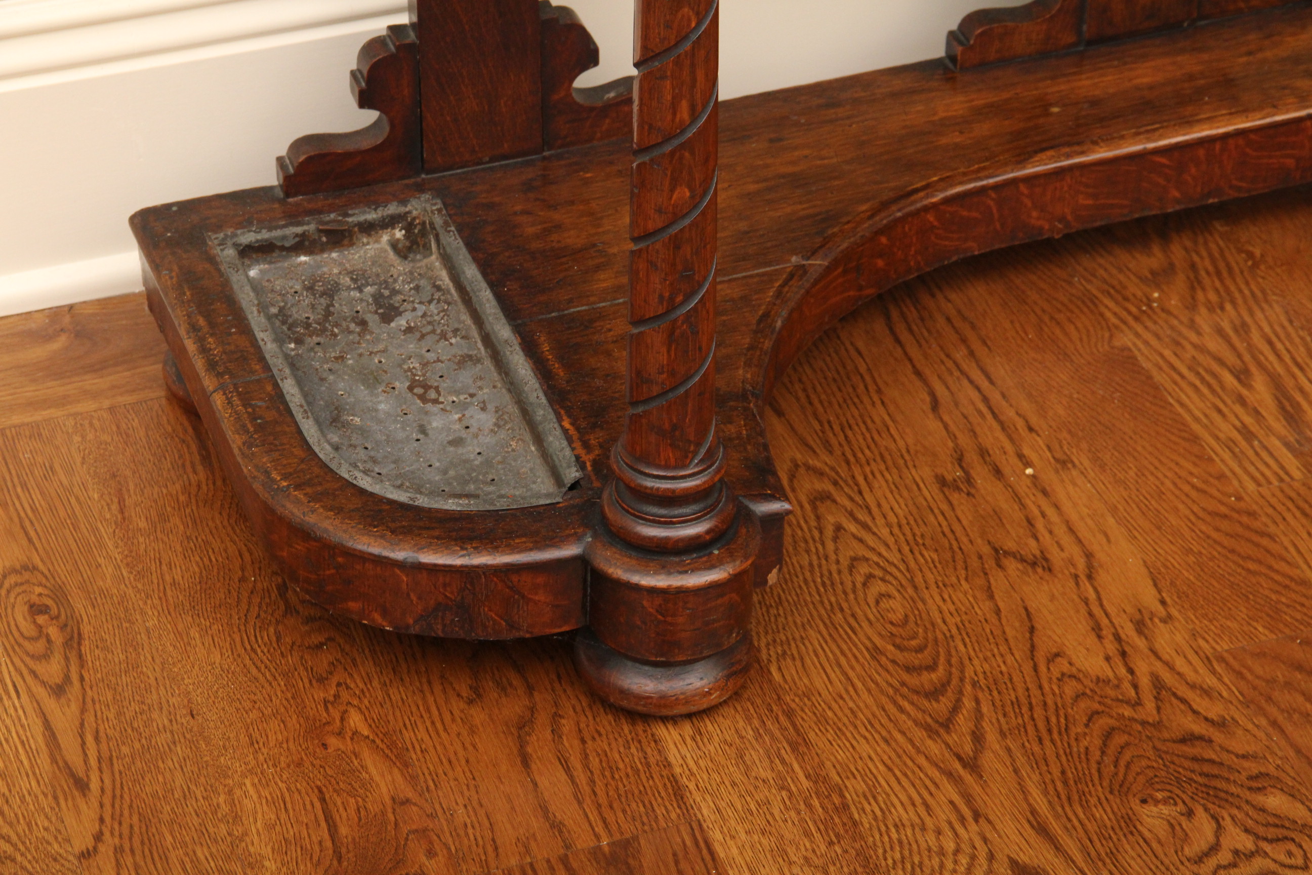 Antique English Oak Hall Tree | EBTH